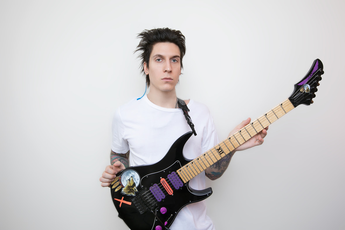 Jacky Vincent–Life Imitating Art: High-Speed Guitar Engine Meets Synths ...